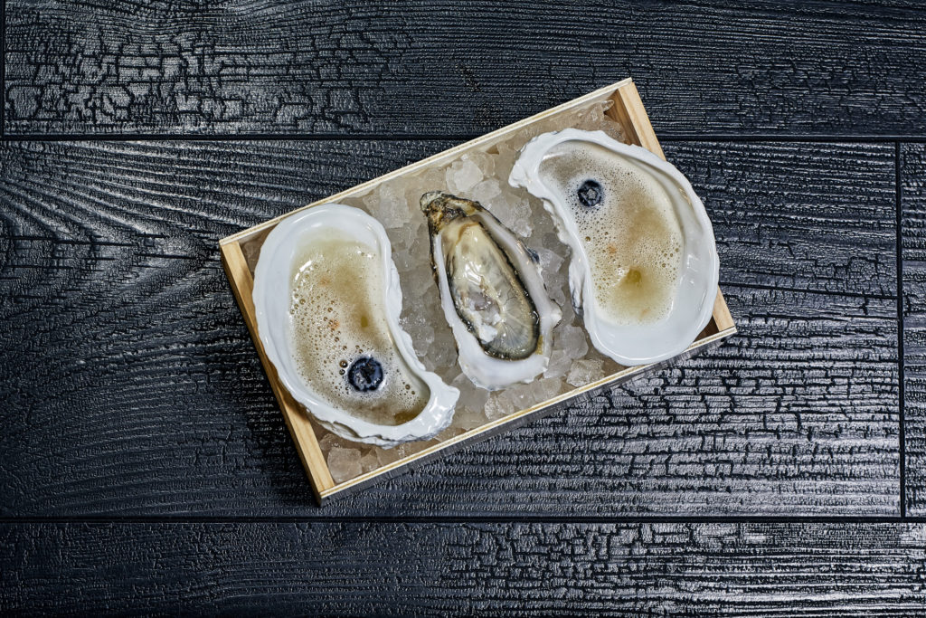 Solera: Paris Cocktail bar with creative presentation - Paris ...